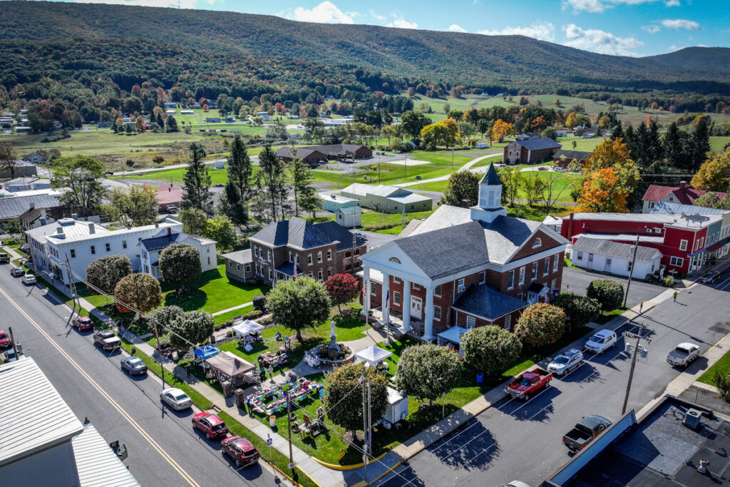 Make Your Move - Highland County Chamber of Commerce